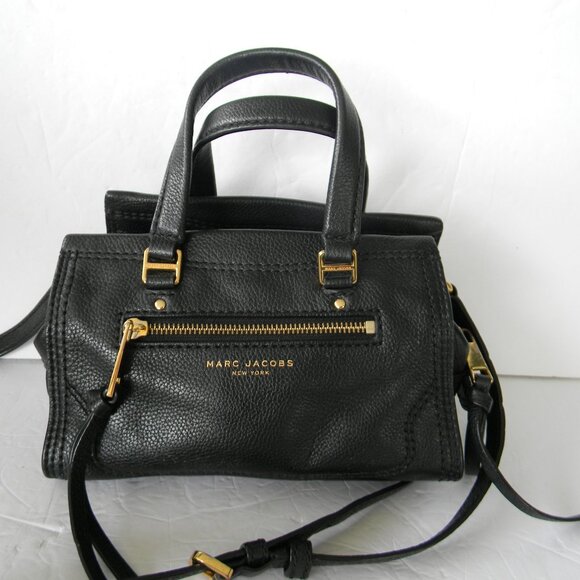 Marc Jacobs | Bags | Marc Jacobs Black Pebble Leather Mini Cruiser ...